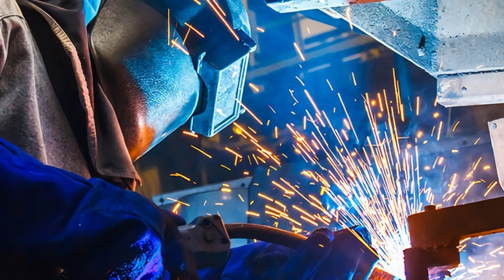 Get Introduced to Shielded Metal Arc Welding (SMAW) - An Overview and ...
